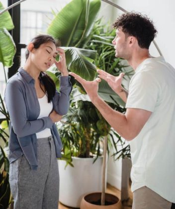 What Causes a Cell Phone's Busy Signal? - Tech Buzzer