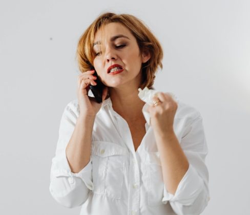 What Causes a Cell Phone's Busy Signal? - Tech Buzzer